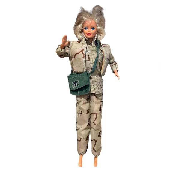 Mattel | Toys | Vintage 992 Stars N Stripes Military Army Barbie Doll ...